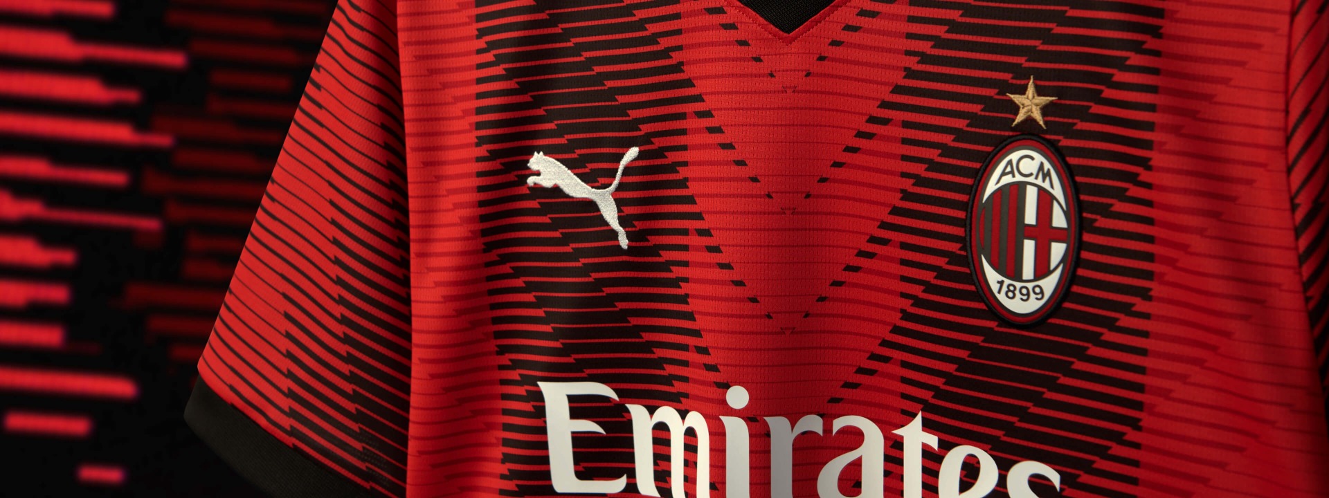 Dit is het PUMA AC Milan thuisshirt 2023-2024 - Voetbalshop.nl