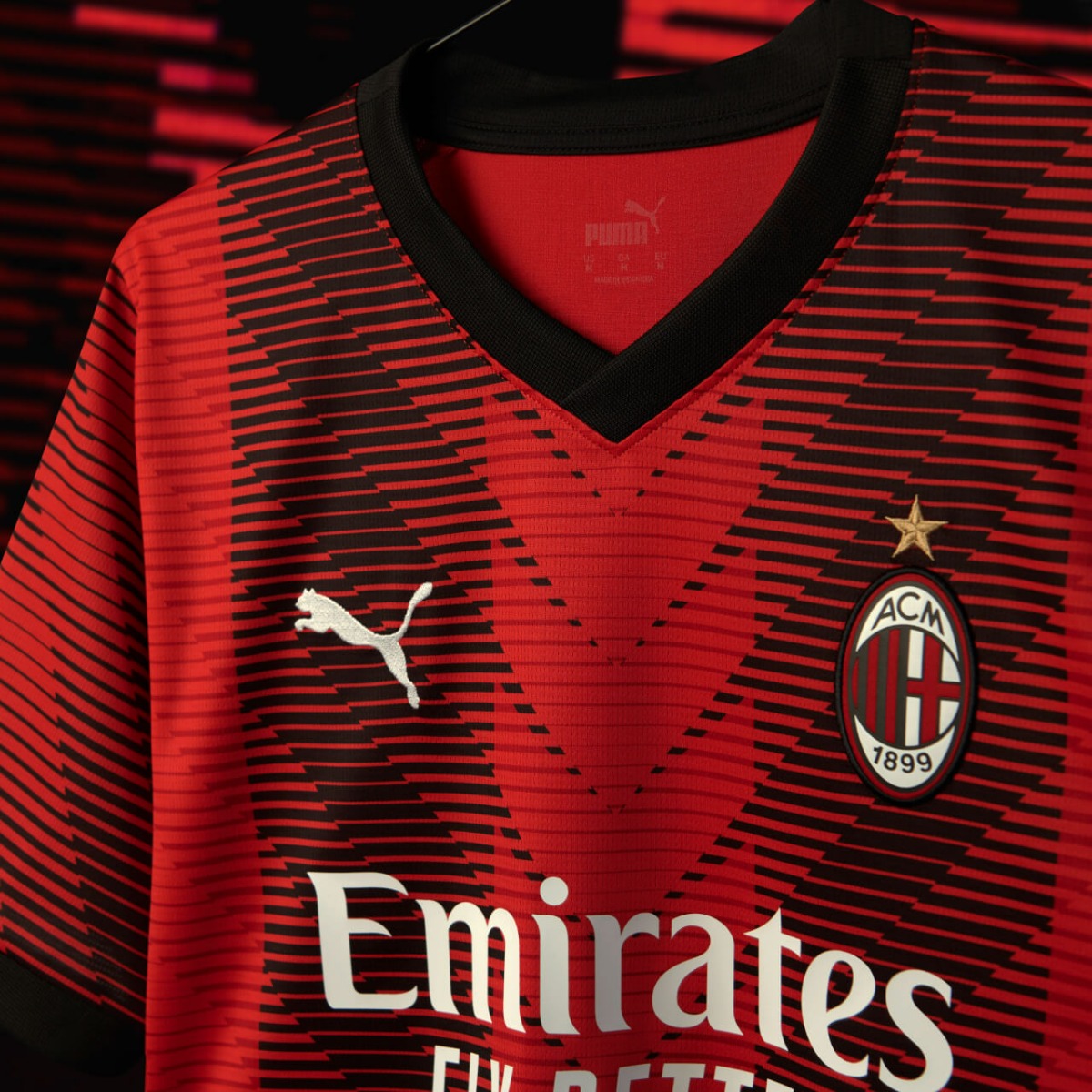 Dit is het PUMA AC Milan thuisshirt 2023-2024 - Voetbalshop.nl